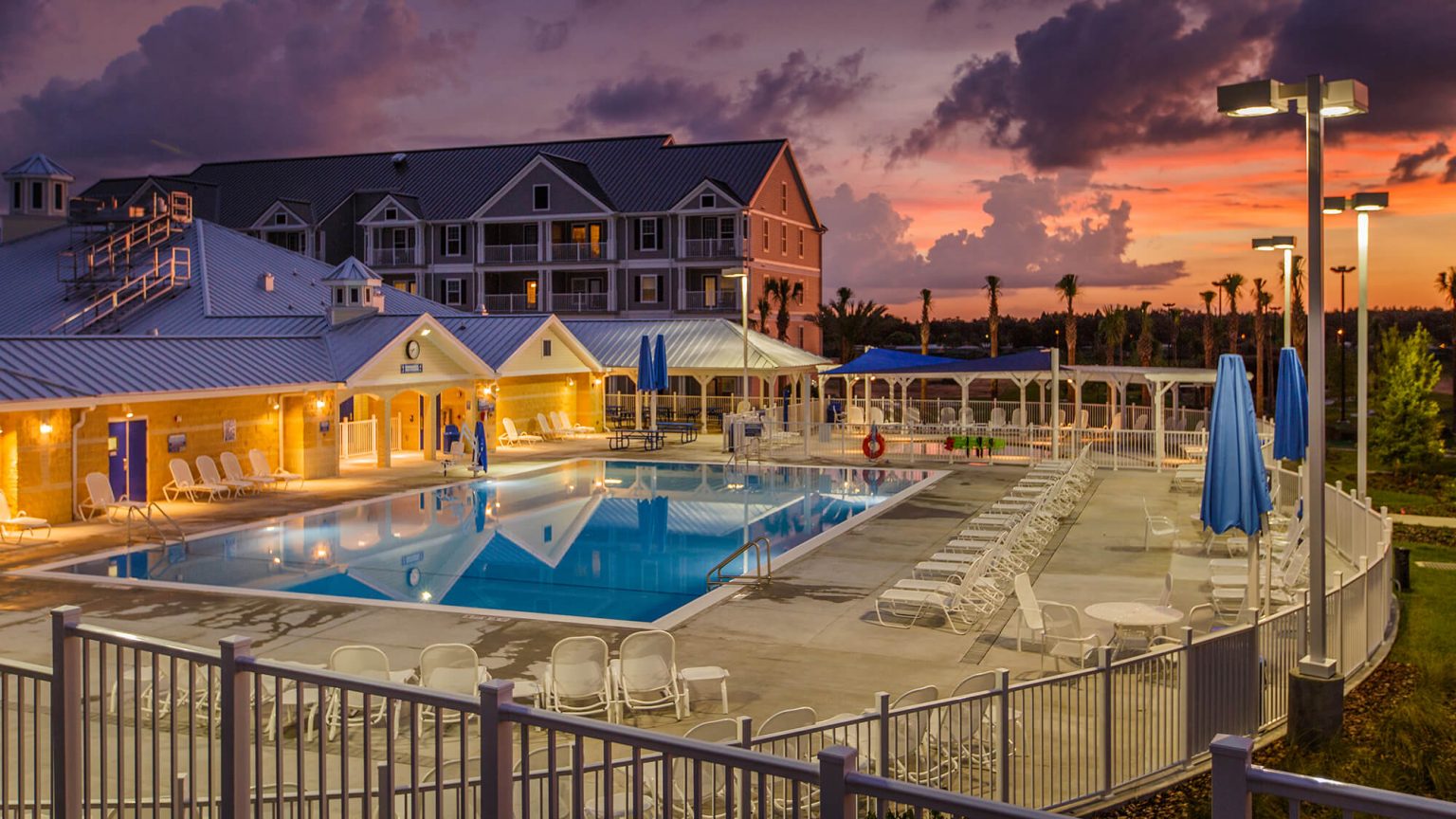 Holiday Inn Club Vacations Orlando Breeze Resort - Visit Central Florida