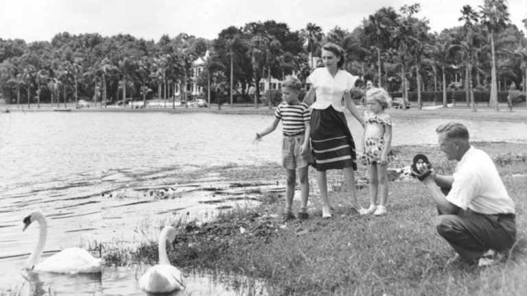 Queen Elizabeth's Gift to Lakeland - Visit Central Florida