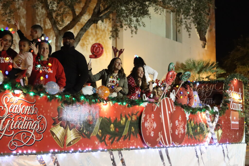 Lakeland Christmas Parade - Visit Central Florida